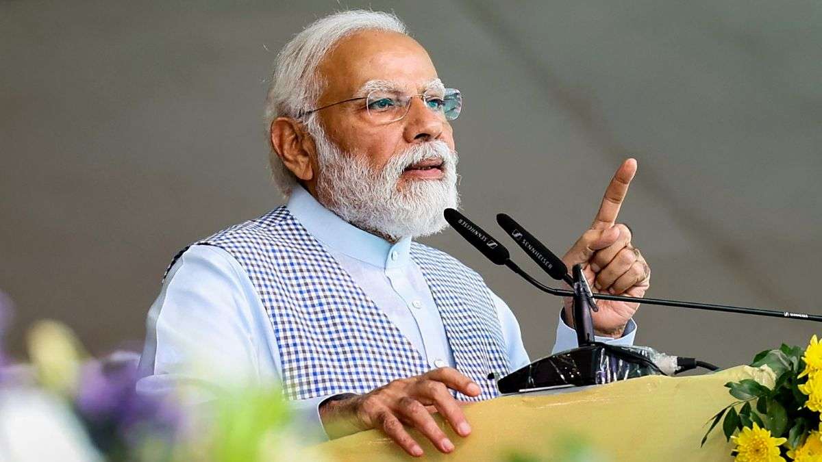 PM Modi’s Mann Ki Baat: Calls for ‘Vocal for Local,’ Pays Tribute to ...