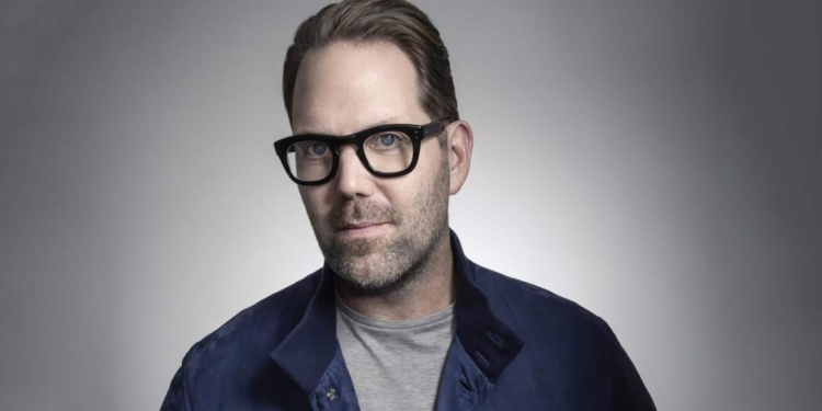 Meta Hires Apple’s UI Design Chief Alan Dye to Lead New Creative Studio ...