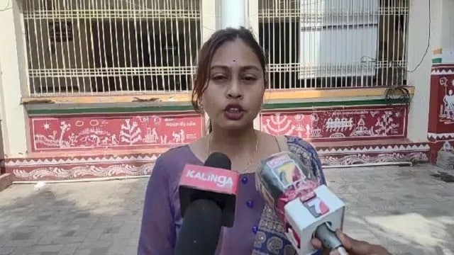 Sarpanch Chameli Ojha: Disturbance at Meeting - Pragativadi I Latest ...